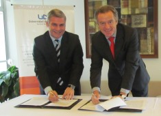 Psicología y Fundación Ronald Mc Donald firman acuerdo - UDD