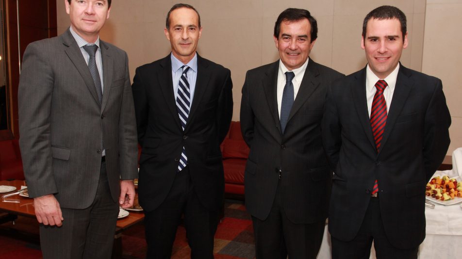 Grupo CAP recibió premio “PwC chile innovación 2014” apoyado por la UDD/UDD