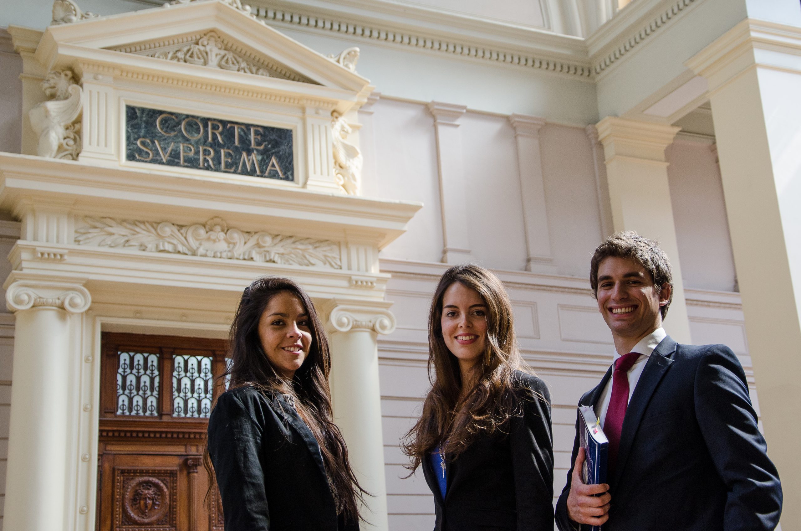 Derecho UDD Obtiene Certificación de 6 años - UDD