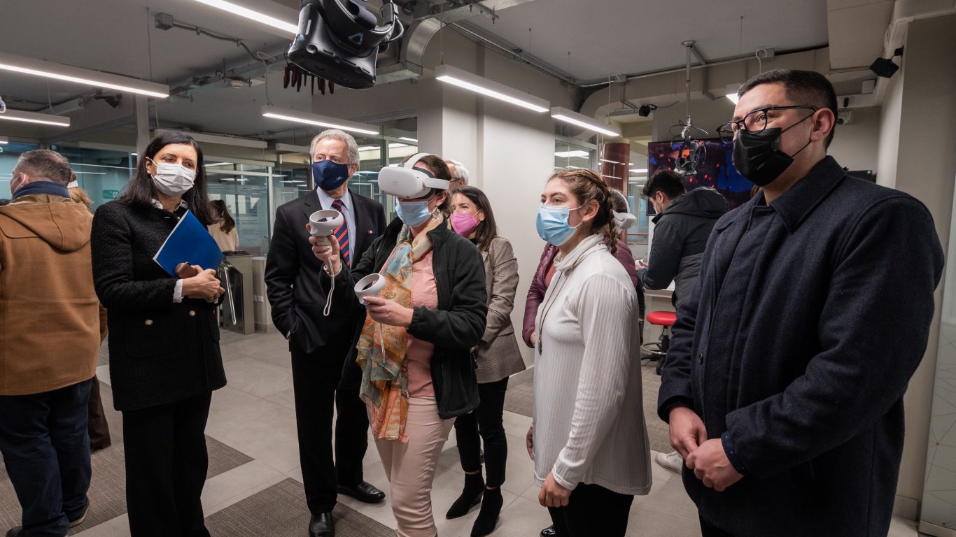 RealiTec UDD inauguró sus nuevas instalaciones en Santiago y Concepción - UDD