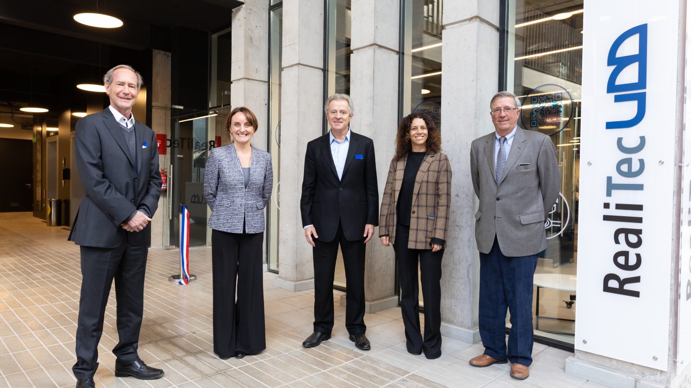 RealiTec UDD inauguró sus nuevas instalaciones en Santiago y Concepción - UDD