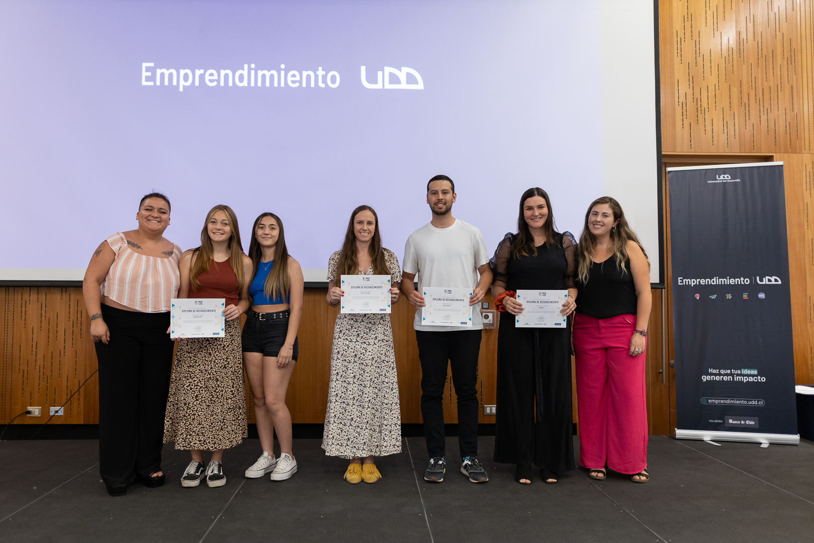 UDD destacó a diversos emprendedores y mentores en su semana Expo ...